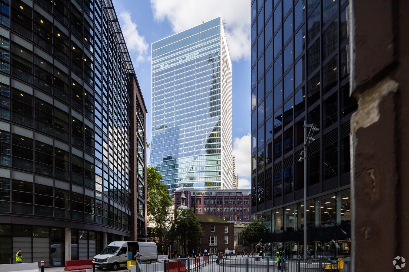 Coworking Space to Rent - 100 Bishopsgate, London, EC2M 1GT | LoopNet