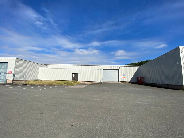 Pitreavie Way, Dunfermline, KY11 8QS