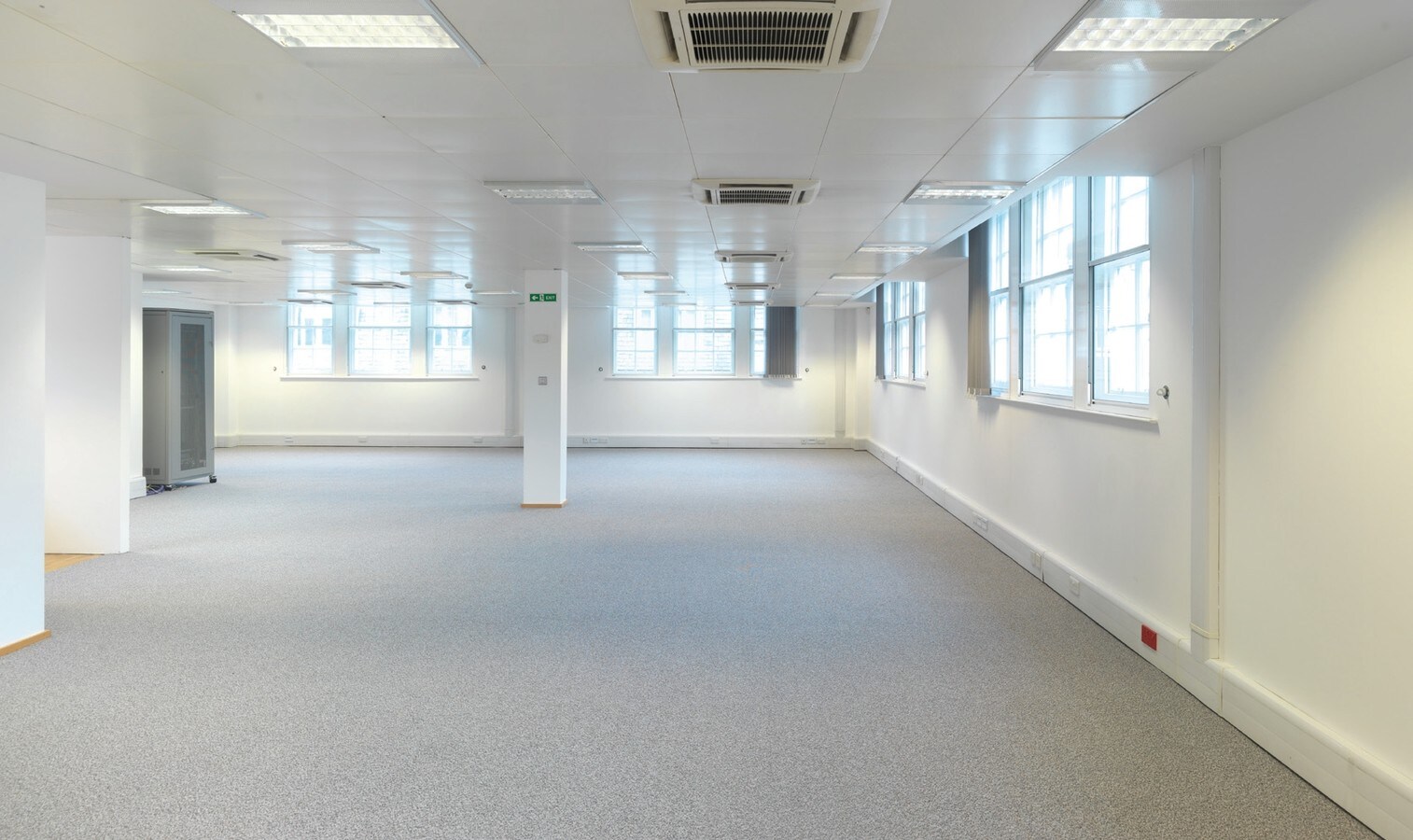 14-15 King St, London, SW1Y 6QU | LoopNet