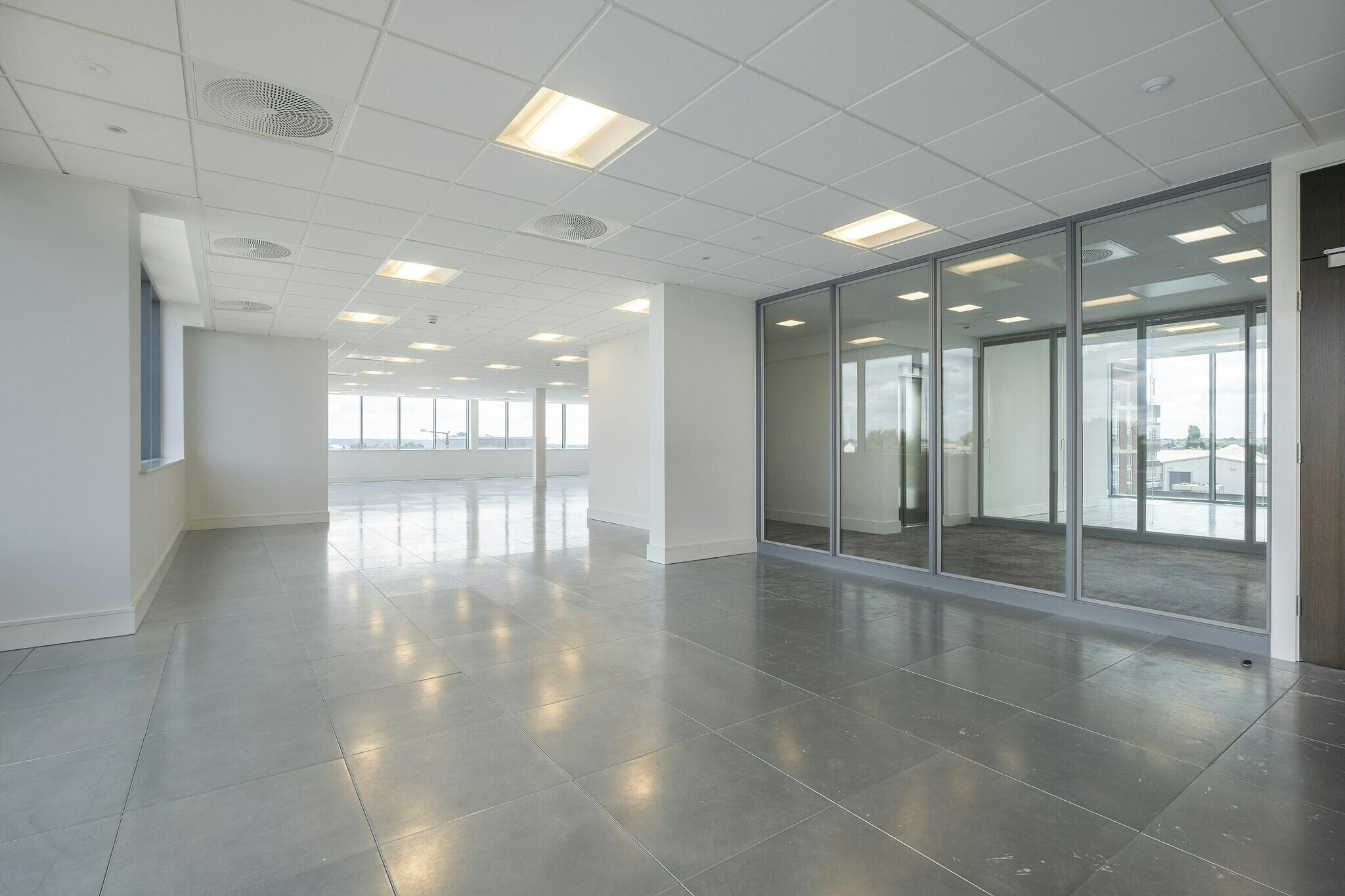 Office Space to Rent - Regent House, 90-96 Victoria Rd, Chelmsford, CM1 ...