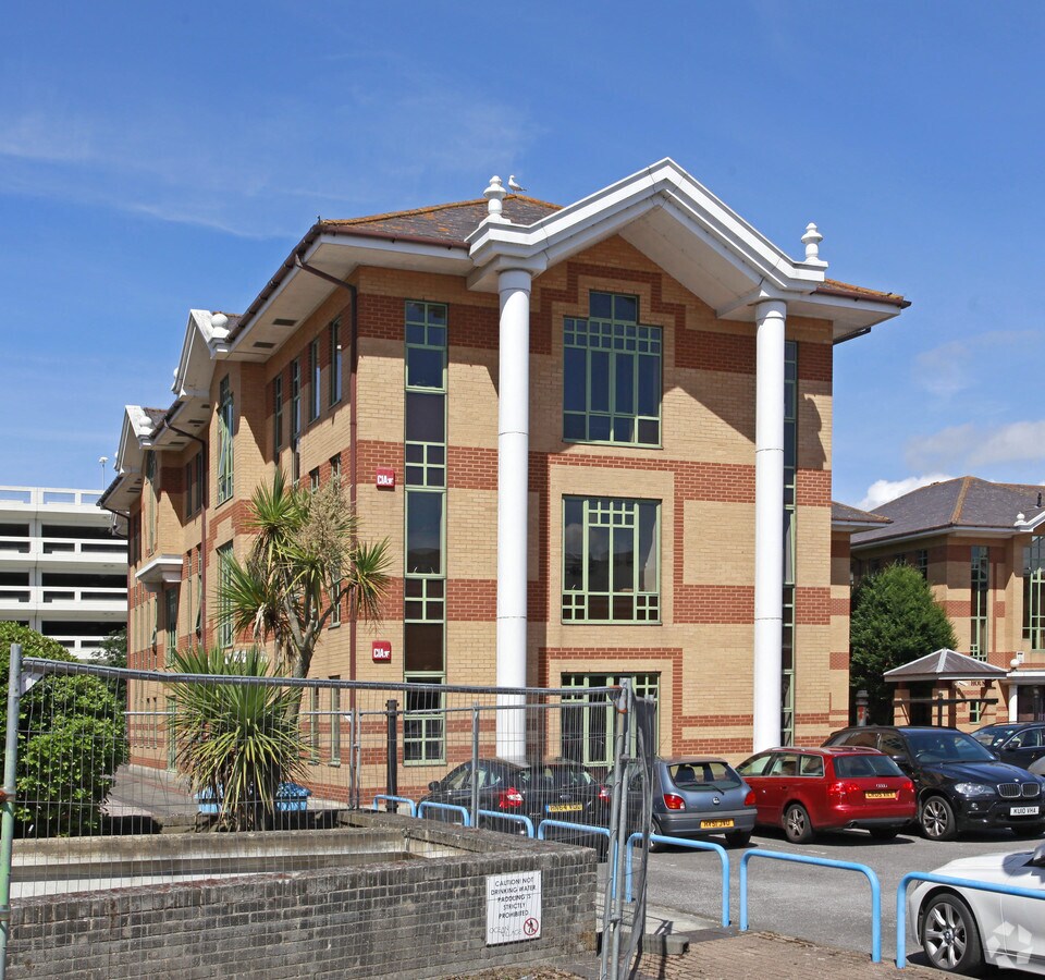 Ocean Way, Southampton SO14 3TJ | LoopNet UK