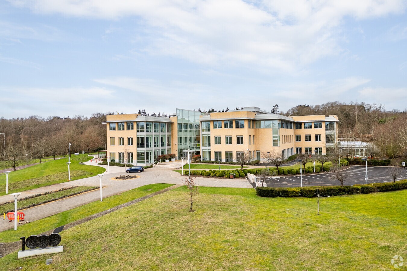 1000 Hillswood Park, Chertsey KT16 0PS | LoopNet UK