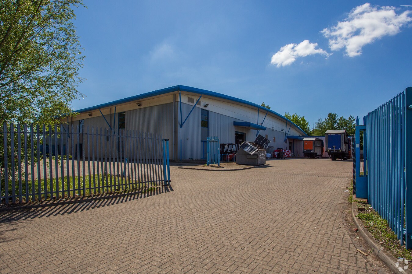 Church Manorway, Erith DA8 1DF | LoopNet UK