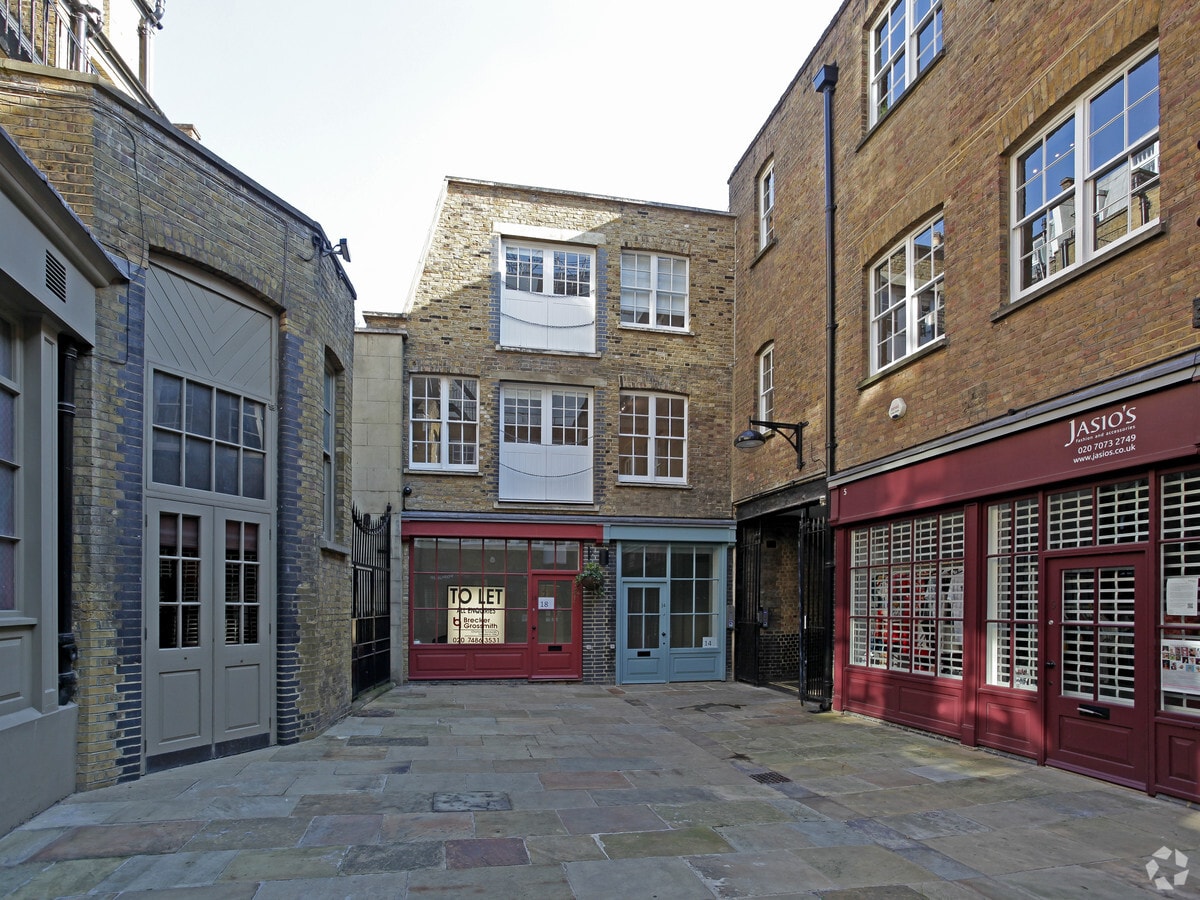 Smiths Ct, London, W1D 7DP - GBR