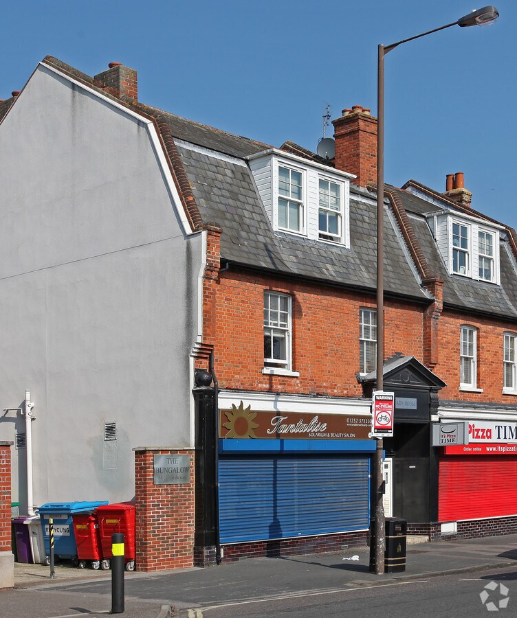 4 Alexandra Rd, Farnborough, GU14 6BU | LoopNet