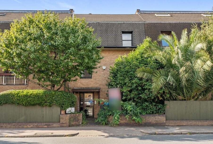 11 Alexandra Rd, London, SW19 7JZ | LoopNet