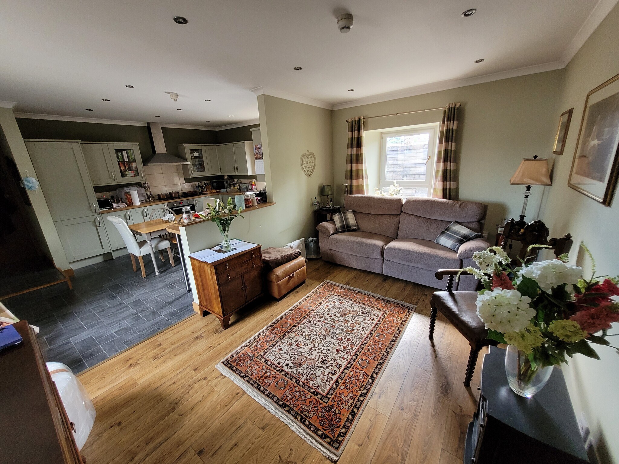 7 New Wynd, Montrose DD10 8RB - Star Hotel | LoopNet.co.uk