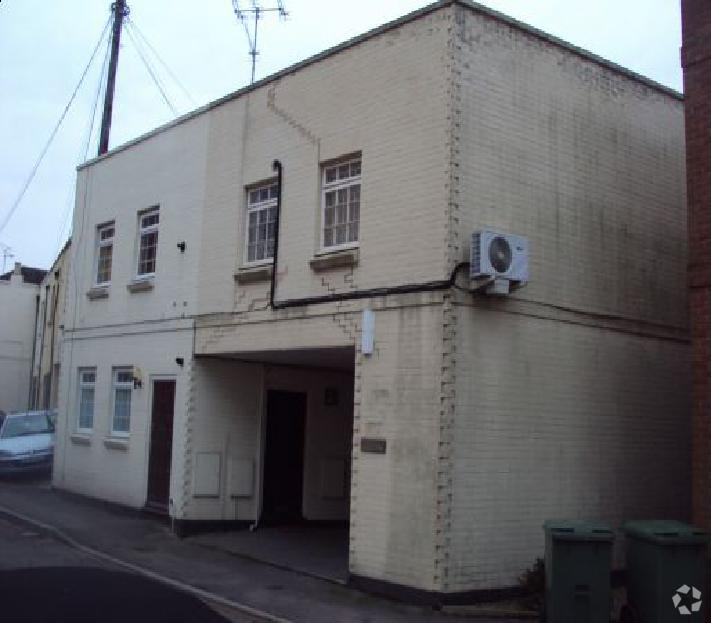 Lansdown Crescent Ln, Cheltenham, GL50 2LD - GBR