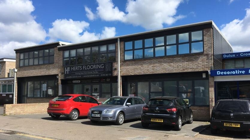 17 Mark Rd, Hemel Hempstead, HP2 7BN | LoopNet UK