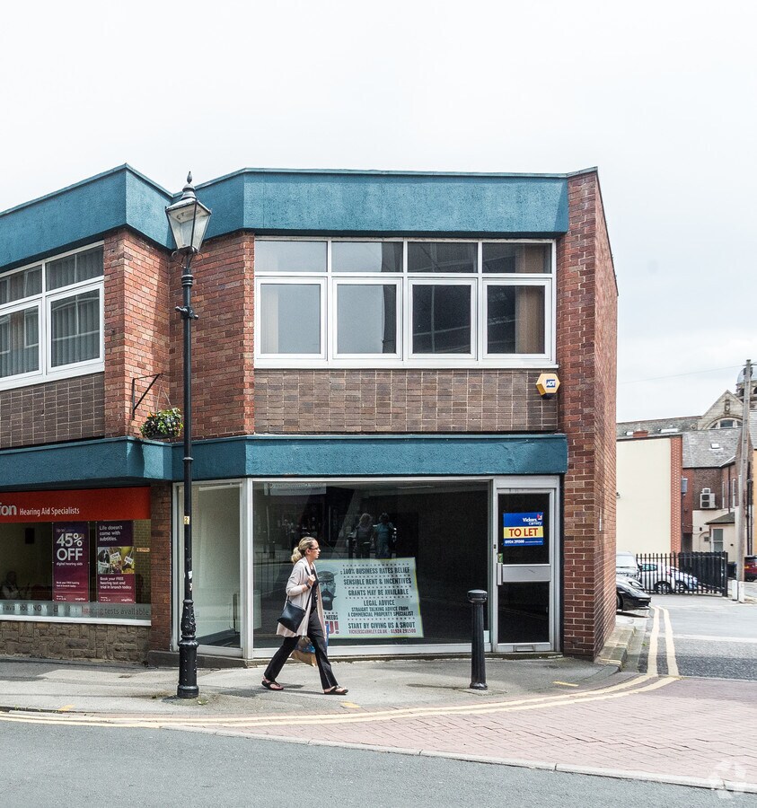 15 Cross St, Wakefield, WF1 3BW - GBR