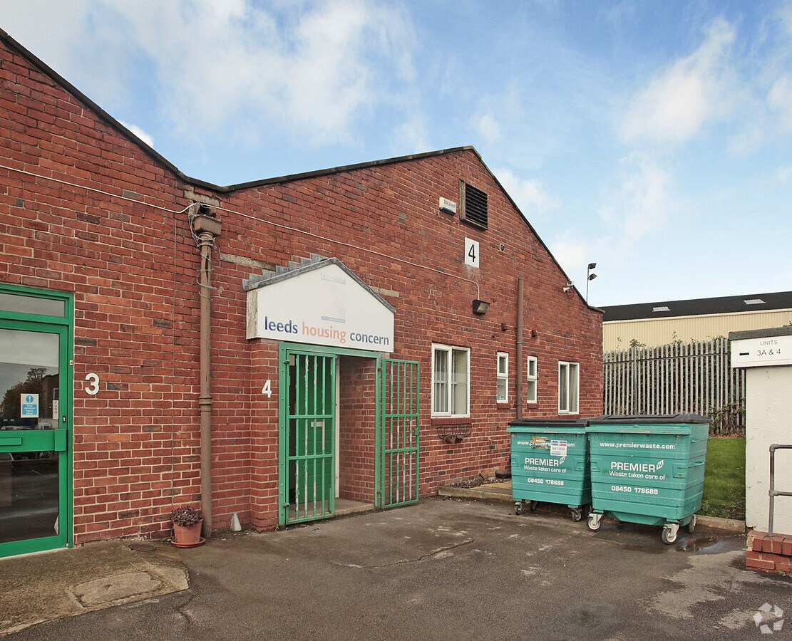 Parkside Ln, Leeds LS11 5SF | LoopNet UK