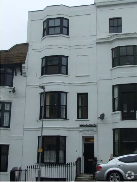 7 Queen Sq, Brighton, BN1 3FD - GBR