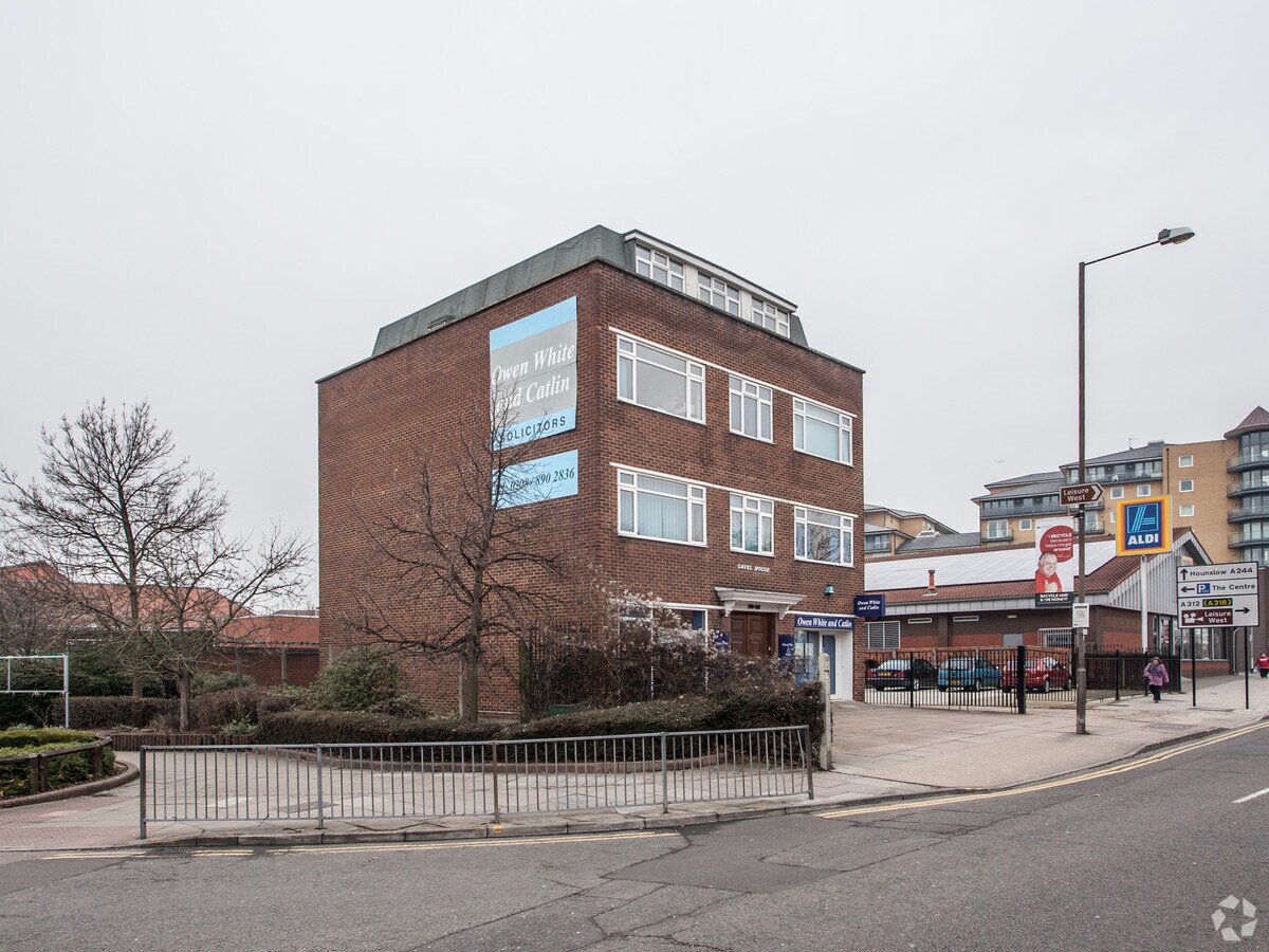 90-92 High St, Feltham, TW13 4ES - Gavel House | LoopNet UK