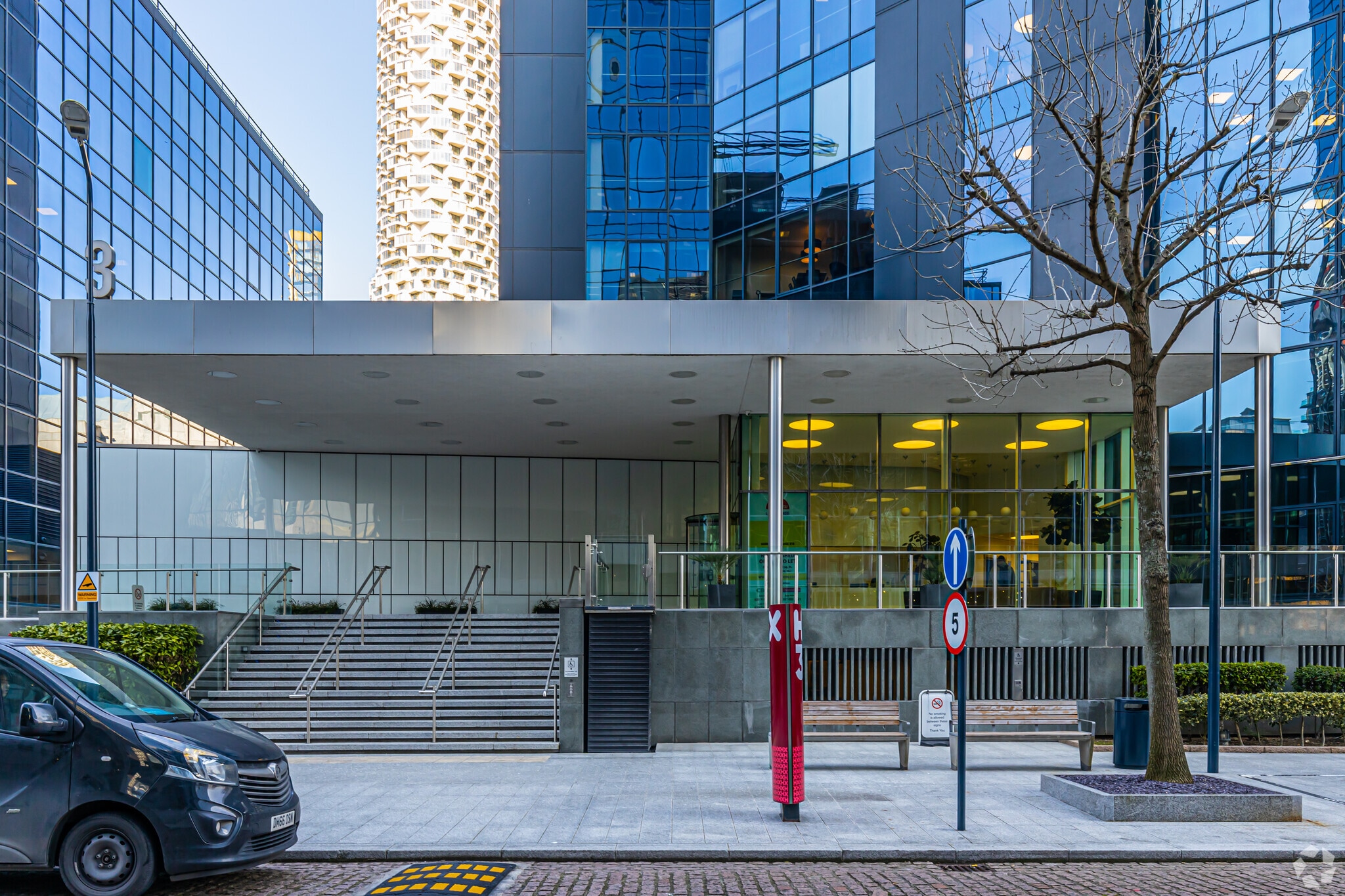 Office Unit for Sale in 3 Harbour Exchange, London, E14 9GE - 96,644 sq ...