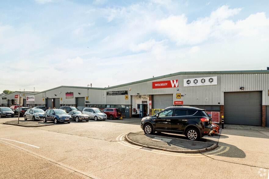 Bourne Rd, Crayford, DA1 4BZ - GBR