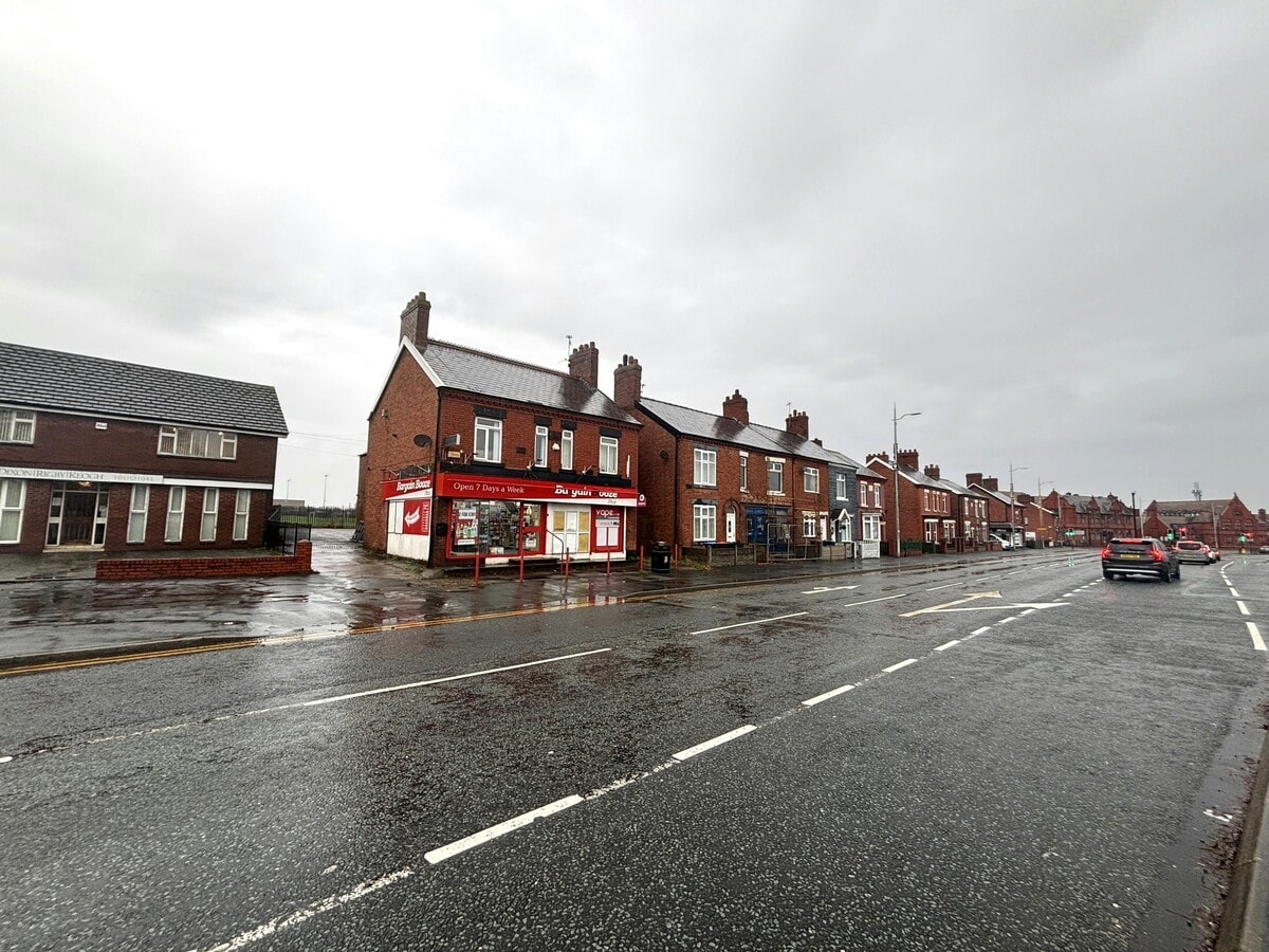 Retail Property for Sale in 394-396 High St, Winsford, CW7 2DP - 1,000 ...