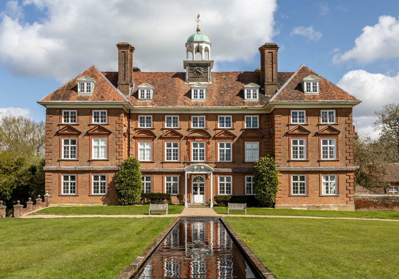 Tyttenhanger House, Coursers Rd, Colney Heath, AL4 0PG | LoopNet