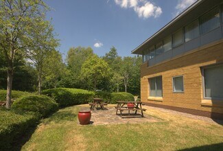 1 The Pavilions, Preston, PR2 2YB - Portway House | LoopNet UK