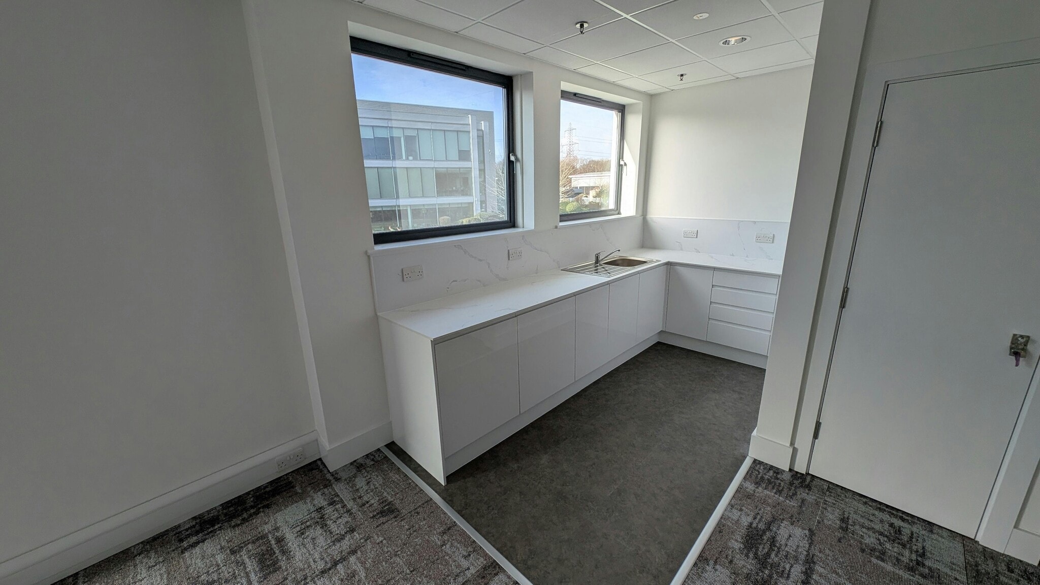 Industrial Space to Rent - Kites Croft Business Park, Fareham, PO14 4LW ...