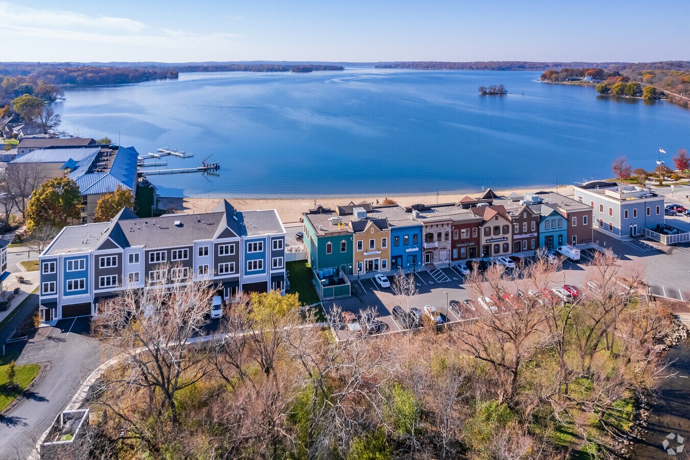 145 W Wisconsin Ave, Pewaukee 53072 | LoopNet.co.uk