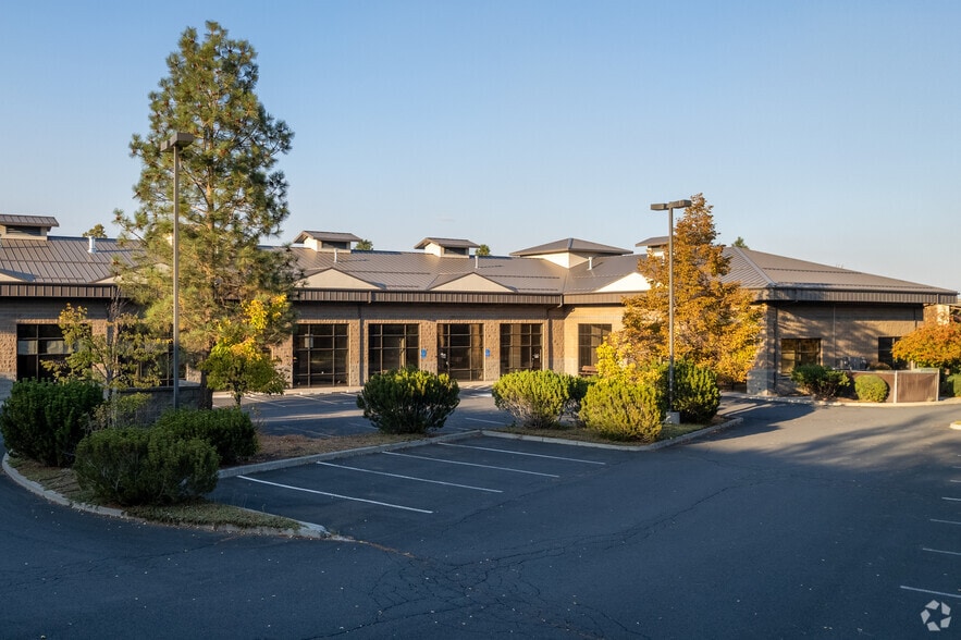 63047 Layton Ave, Bend, OR 97701 | LoopNet UK