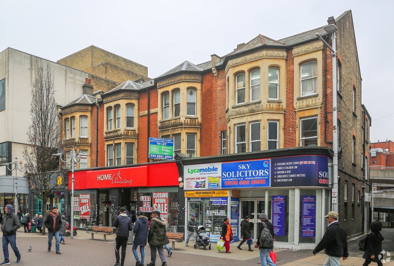 165-167 High Rd, Ilford IG1 1DG | LoopNet UK