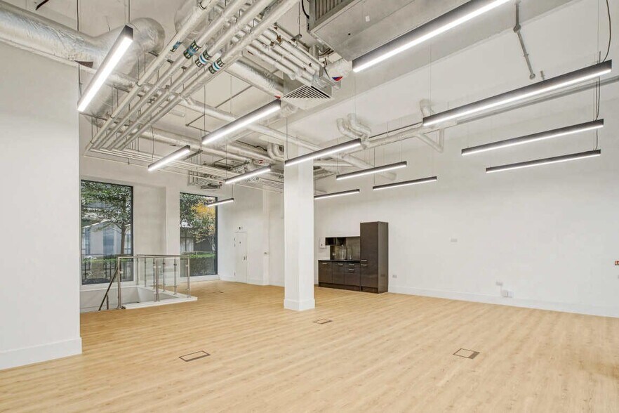 Pear Tree St, London, EC1V 3AG - Office for Sale - 69,792 sq ft - GBR