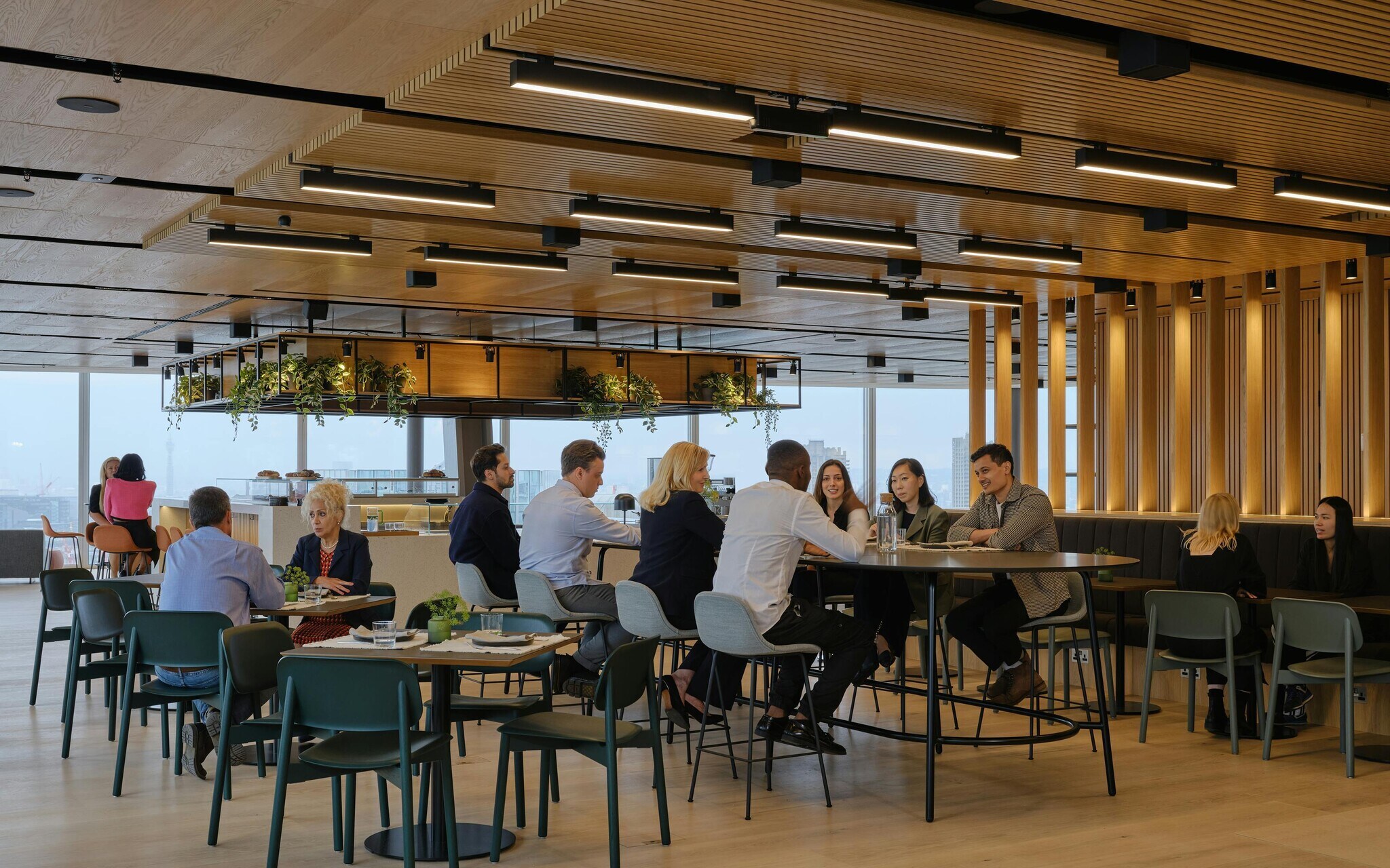 8 Bishopsgate, London, EC2N 4BQ - Office for Rent - 30,527 SF - GBR