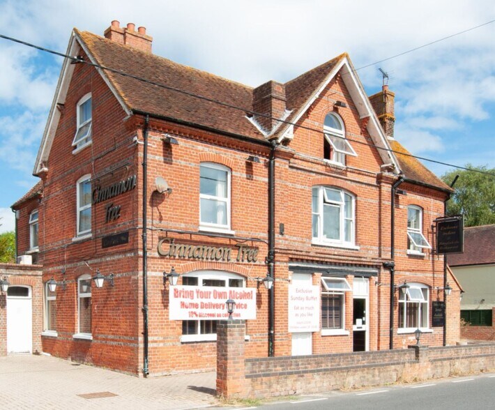 The St, Reading, RG7 3NR | LoopNet UK