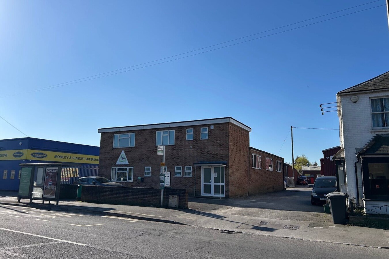 Light Industrial Property for Sale in LPA, Bath Rd, Thatcham, RG18 3ST ...