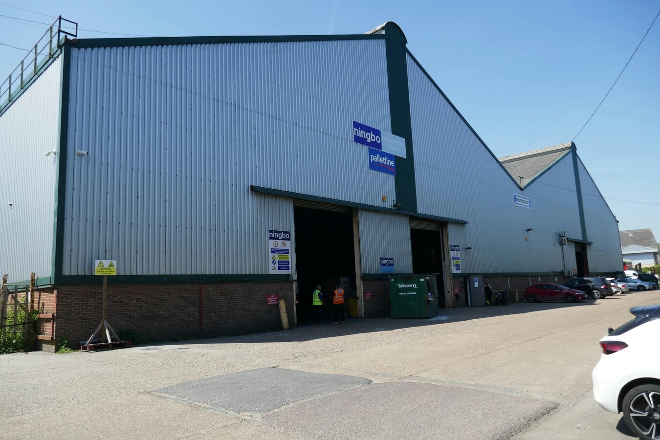 Unit 37 Purfleet Industrial Park, Juliet Way, South Ockendon, RM15 4YD ...