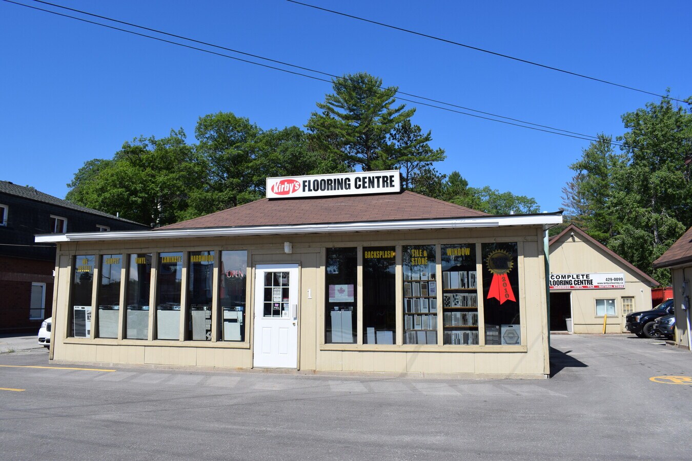 1232 Mosley St, Wasaga Beach L9Z 2E6 | LoopNet UK