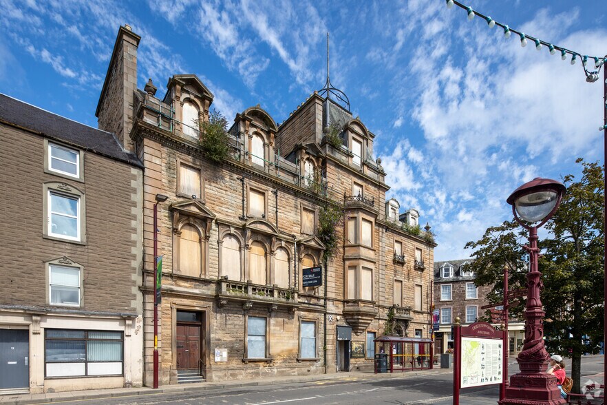 James Sq, Crieff PH7 3HX - Drummond Arms | LoopNet UK