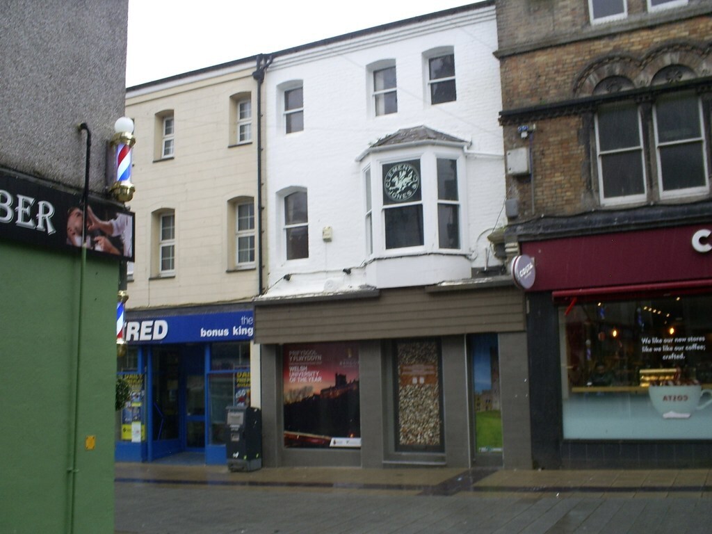 Retail Property for Sale in 286 High St, Bangor, LL57 1UL - 2,858 sq ft ...