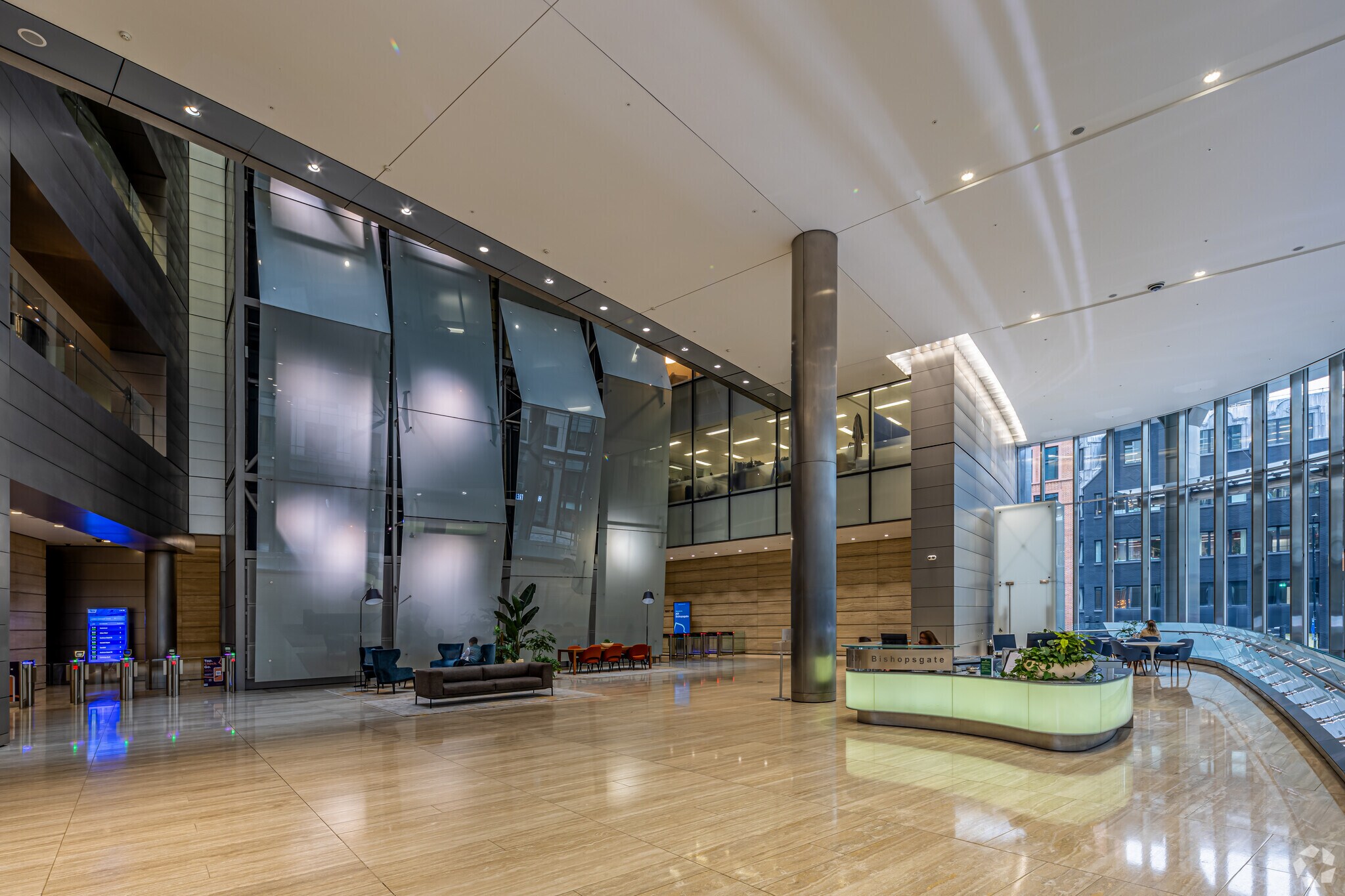 Retail Space to Rent in 201 Bishopsgate, London, EC2M 3AE - 707 sq ft ...