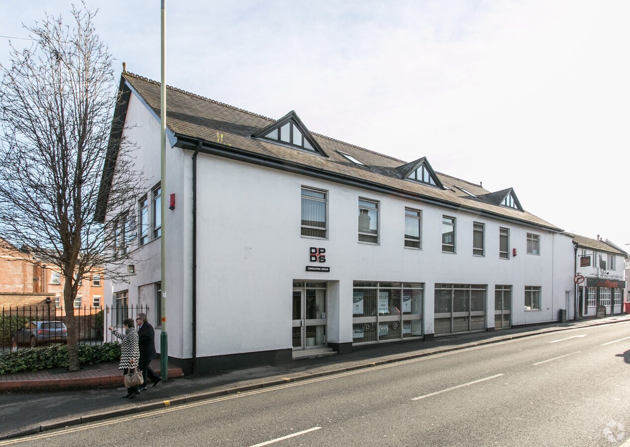 5 Devizes Rd, Swindon, SN1 4BJ