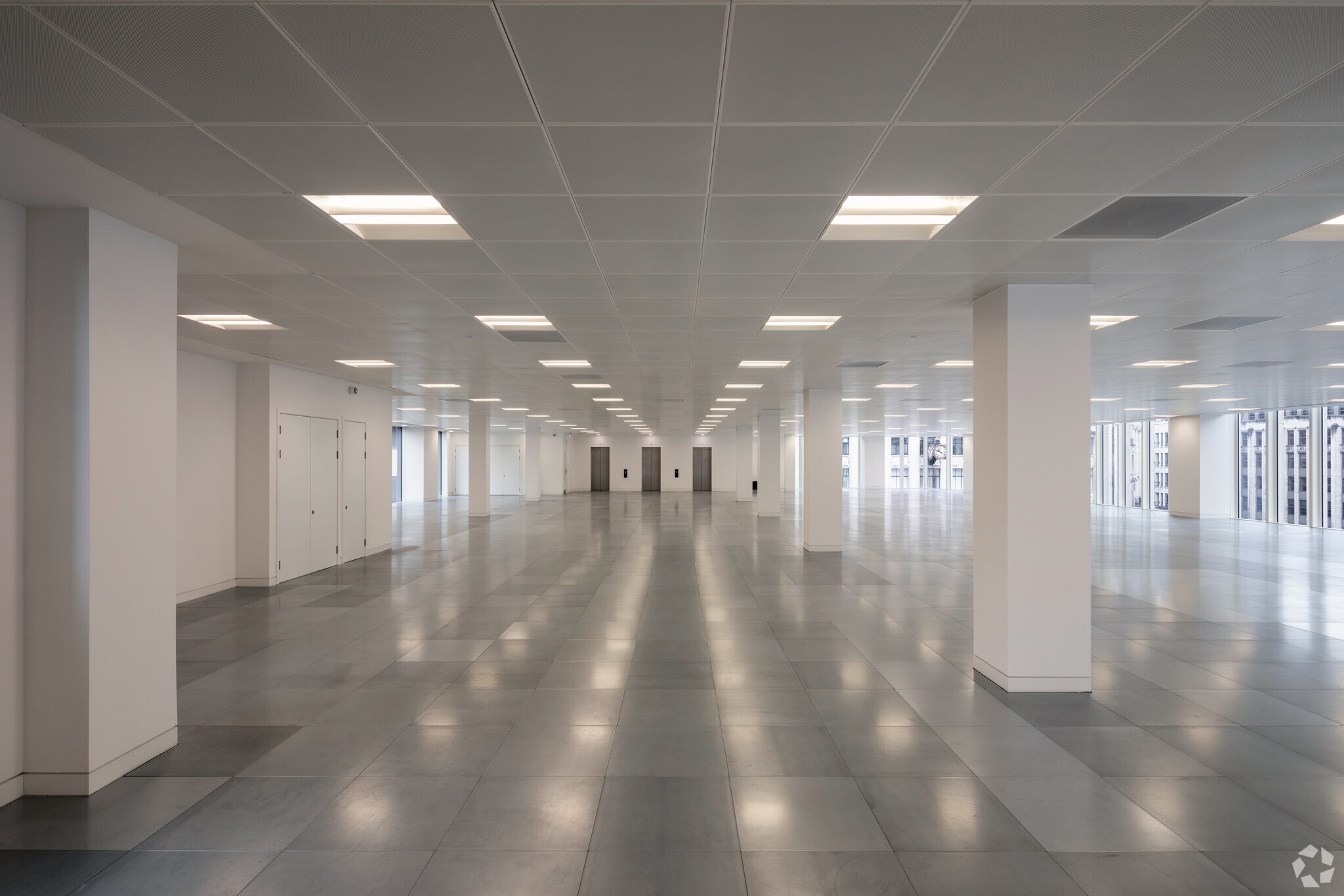 Coworking Space to Rent - 24 King William St, London, EC4R 9AT | LoopNet