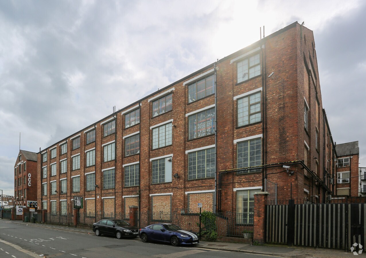 105 Eade Rd, London, N4 1TJ - GBR