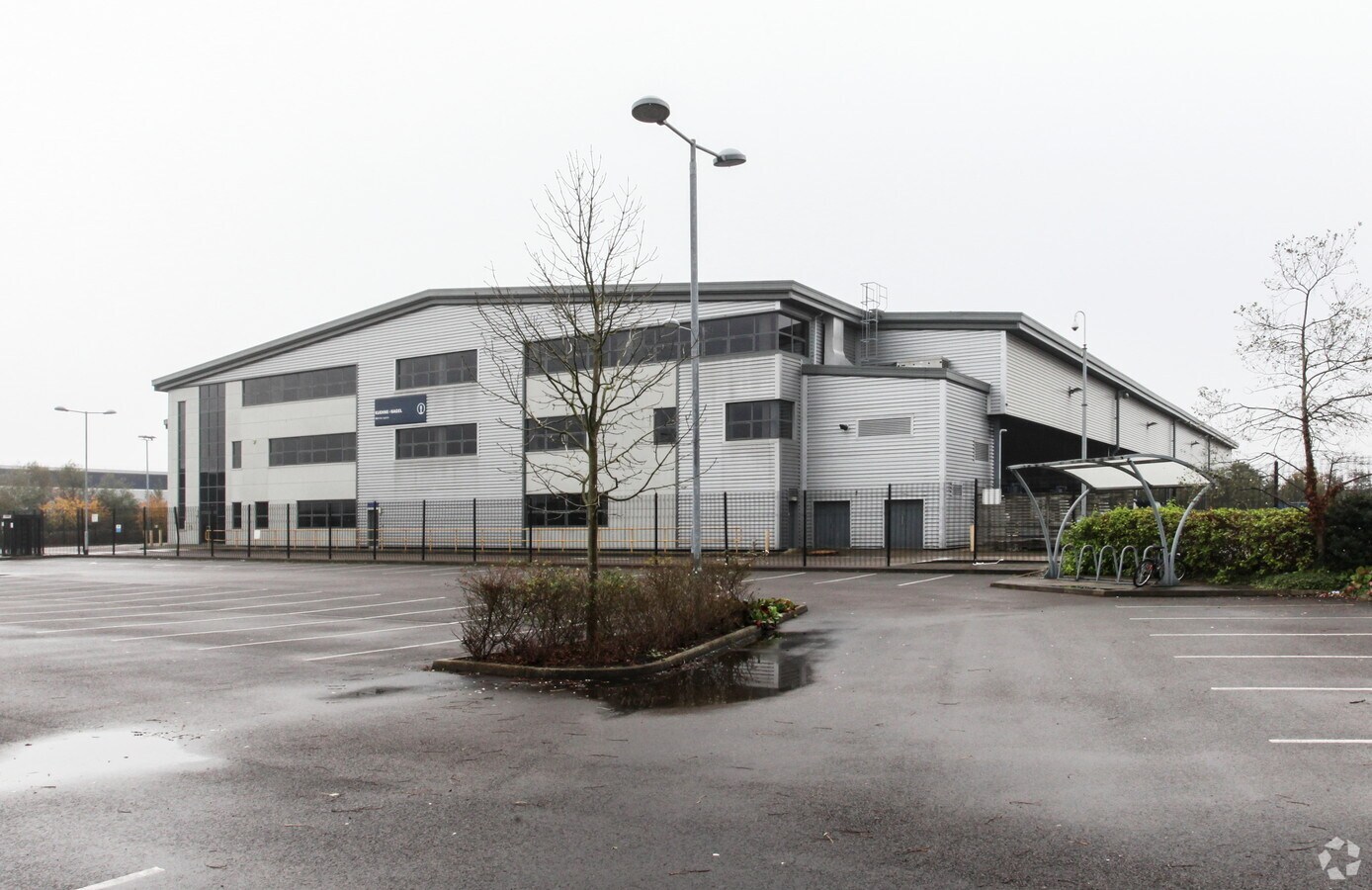 11 Poplar Way E, Bristol, BS11 0YH - Industrial for Rent - 78,804 SF - GBR