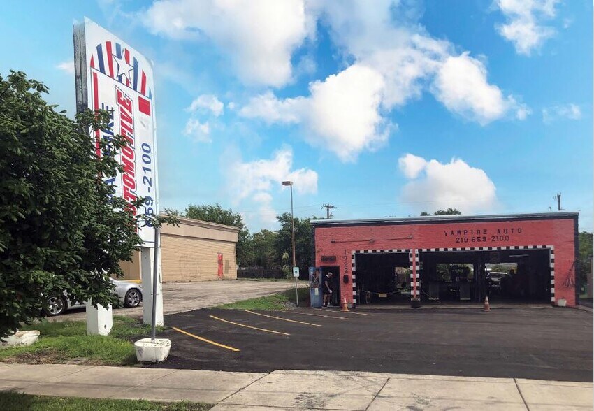 1722 Pat Booker Rd, Universal City, TX 78148