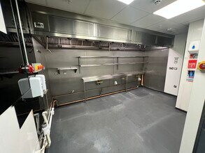 Retail Space to Rent in One New Ludgate 60 Ludgate Hl, London, EC4M 7AW ...