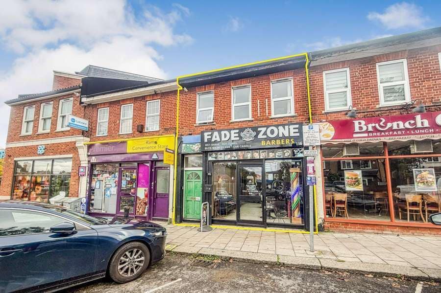 Retail Property for Sale in 116 Villiers Ave, Surbiton, KT5 8BH - 568 ...