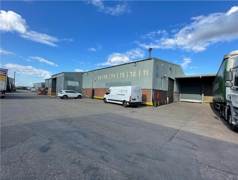 Straight Mile, Rugby, CV23 9QQ - GBR