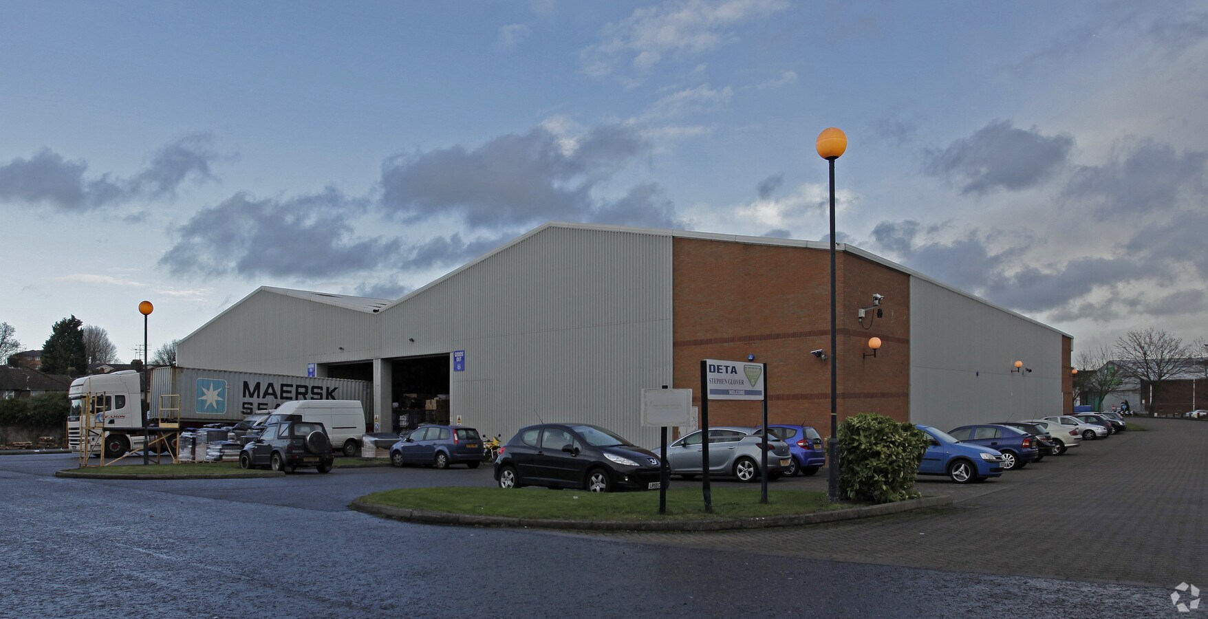 Laporte Way, Luton LU4 8RJ | LoopNet UK