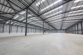 The Manorway, Stanford Le Hope, ESS SS17 9PD - London Gateway | LoopNet UK