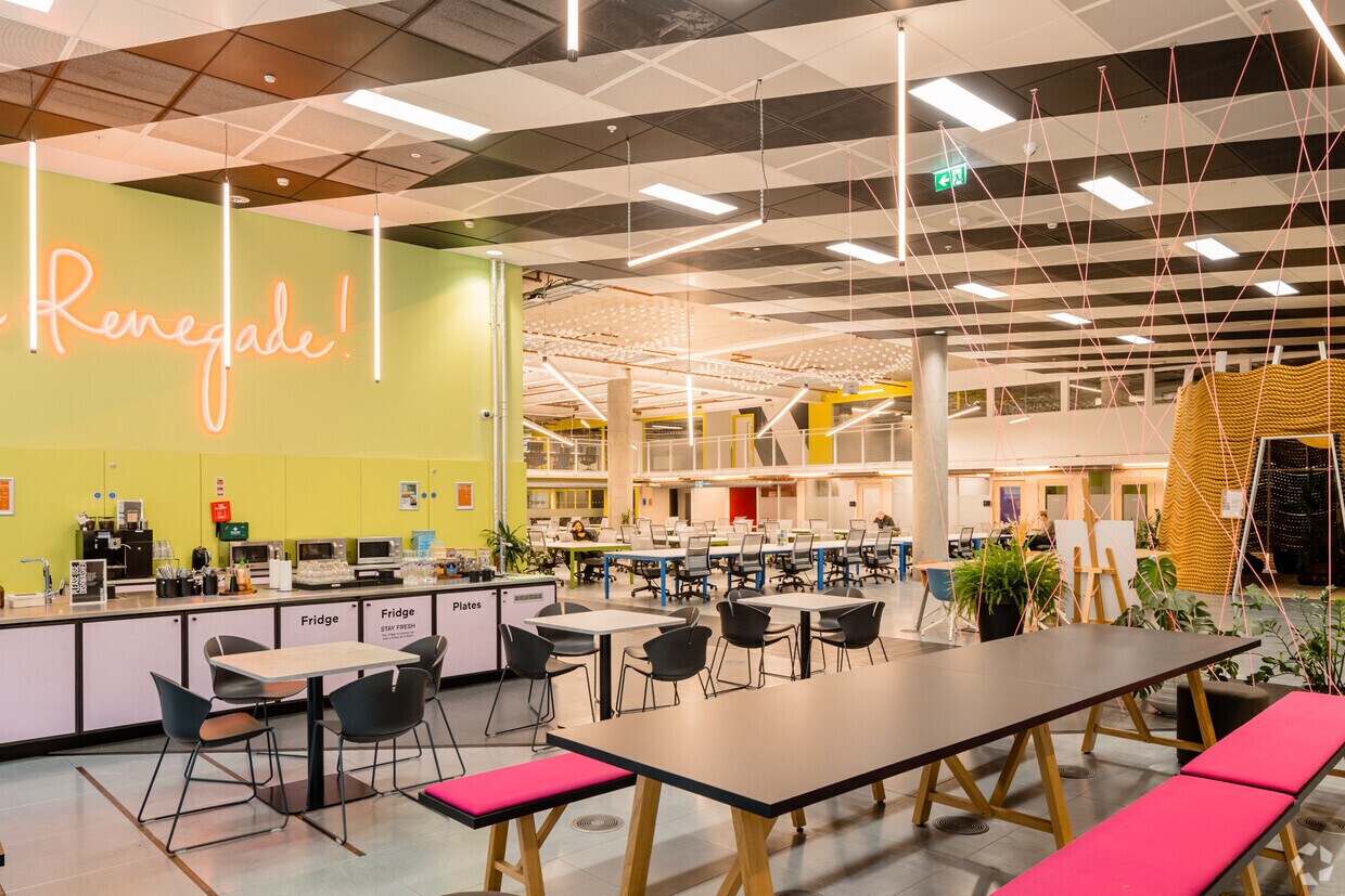 191 Wood Ln, London, W12 7FP - Huckletree White City at MediaWorks ...