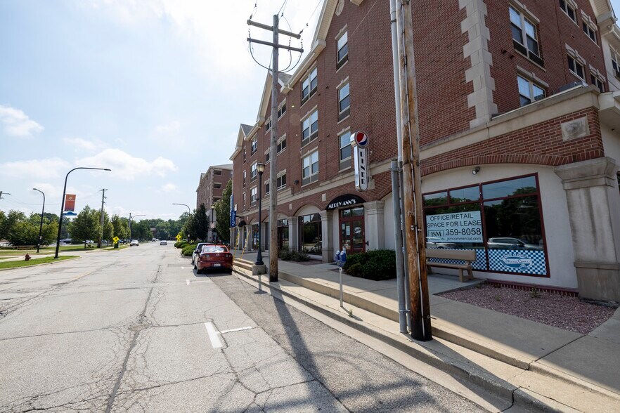 701 S Gregory St, Urbana, IL 61801 - USA