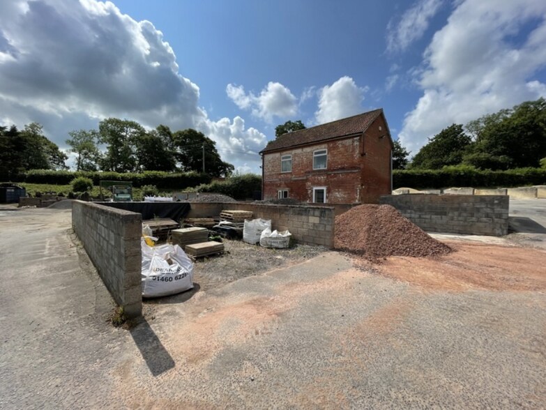 Chaffcombe Ln, Chard, TA20 1RR - Chaffcombe Depot | LoopNet UK