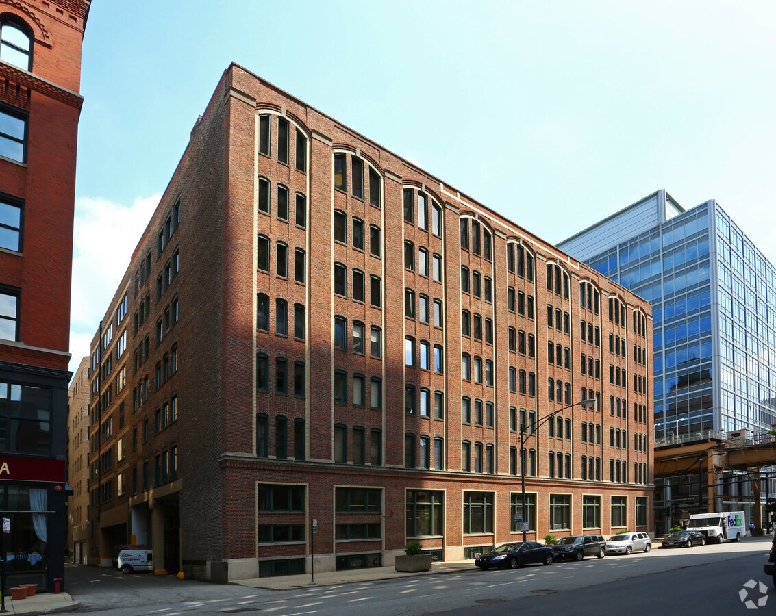 560-566 W Lake St, Chicago 60661 - Office for Sale | LoopNet.co.uk
