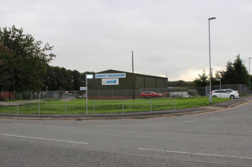 Manchester Rd, Rochdale, OL11 2TR